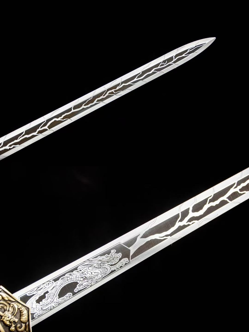 Traditional Chinese Han Sword with High Carbon Steel Etched Blade ...