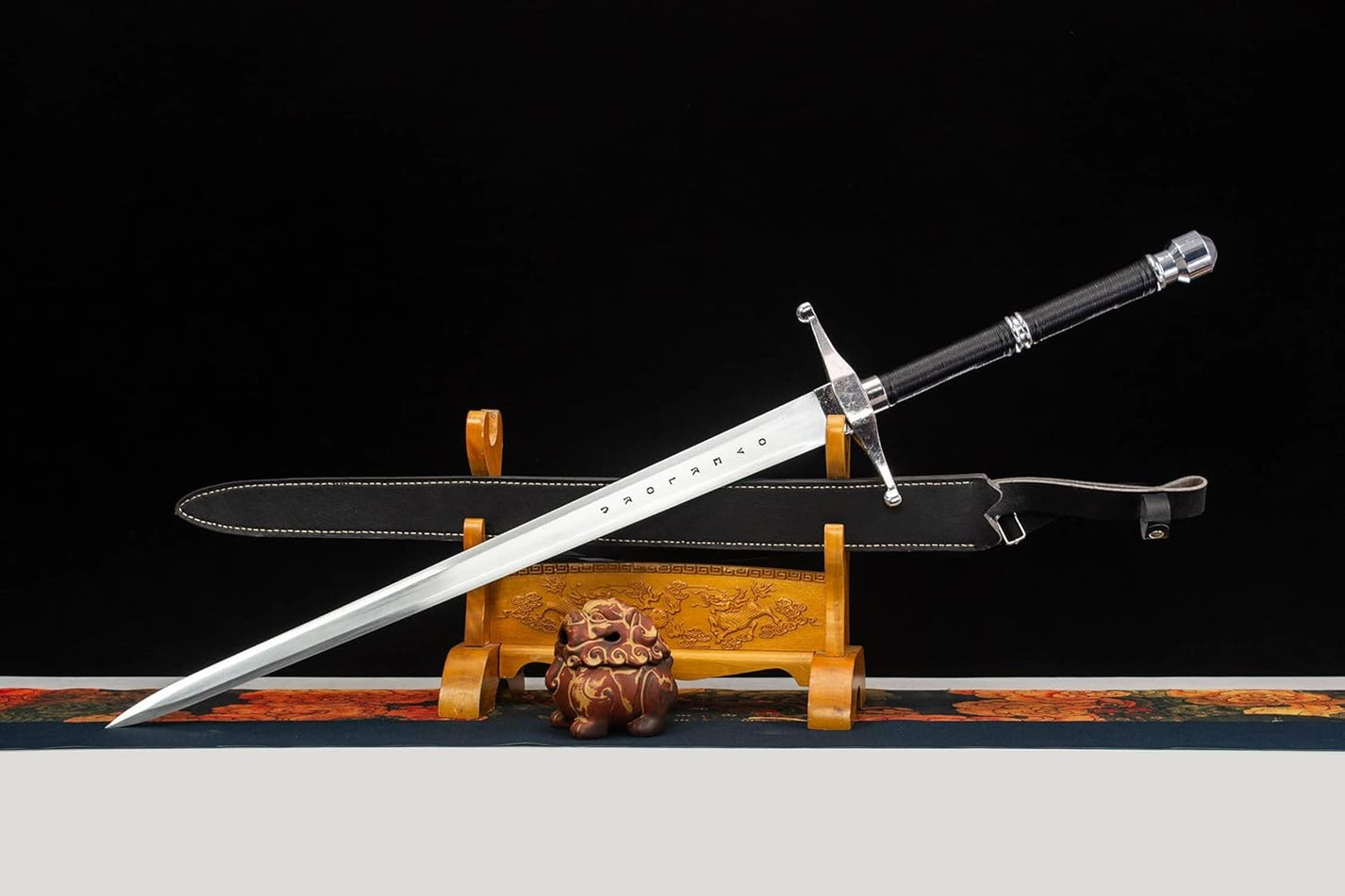 Western Sword–Hand-Forged High Carbon Steel Double-Edged Blade,Full ...