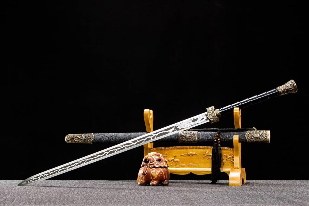 Traditional Chinese Han Sword with High Carbon Steel Etched Blade ...