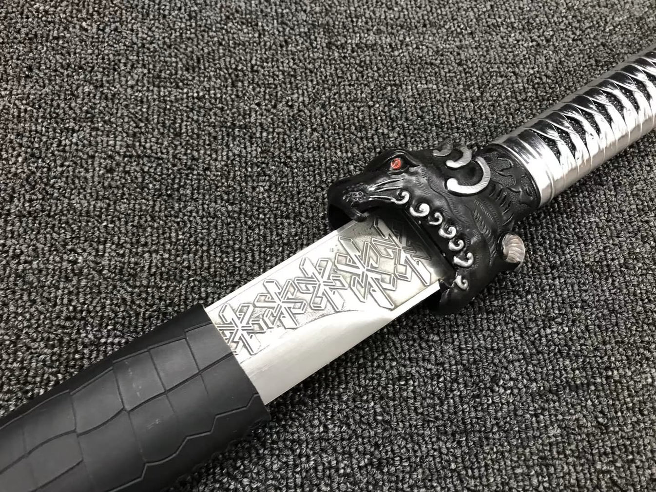 Tiger Chopper,High carbon steel etch blade – Chinese Sword store