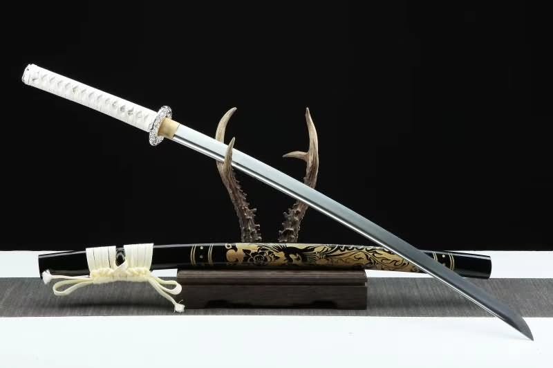 Samurai Sword Forged high Carbon Steel Blade Carved Wooden Scabbard ...